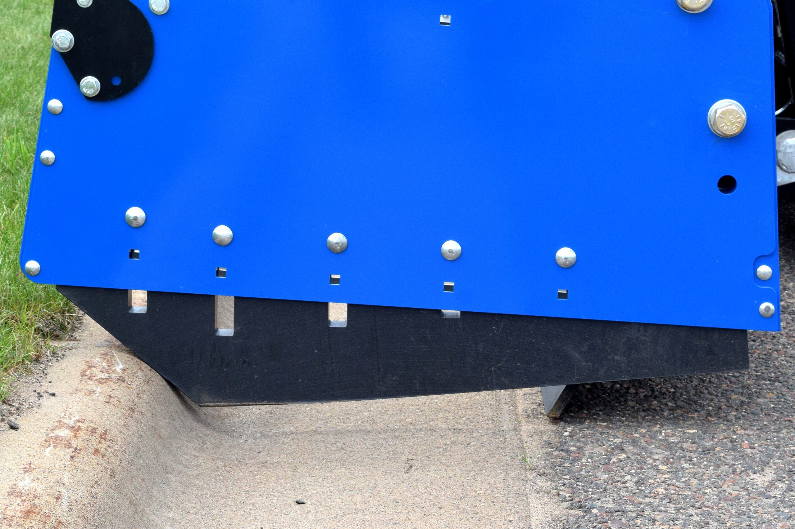 The purpose of float in snow pushers? - 8 Float Mechanisms