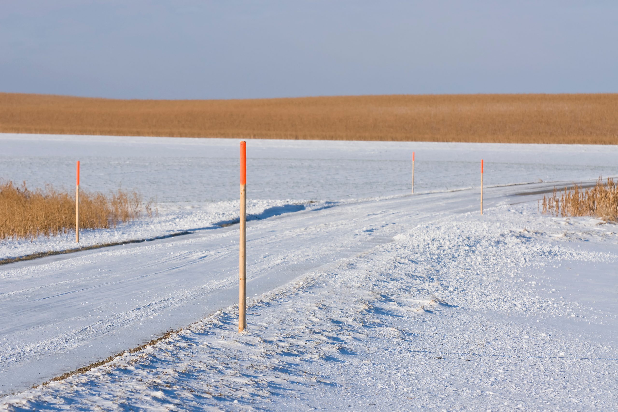 Comparing Snow Stake Installation Tools: Snow Plowing Guide